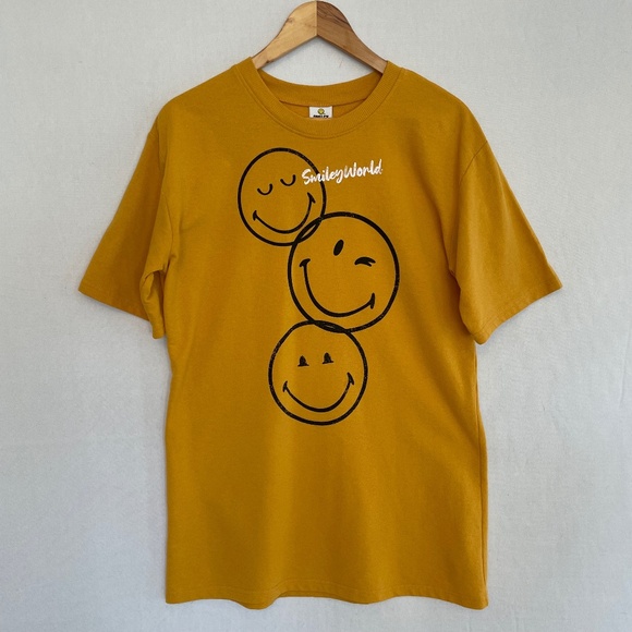Smiley World | Shirts | Smiley World 3 Smiley Face Short Sleeve Tshirt ...